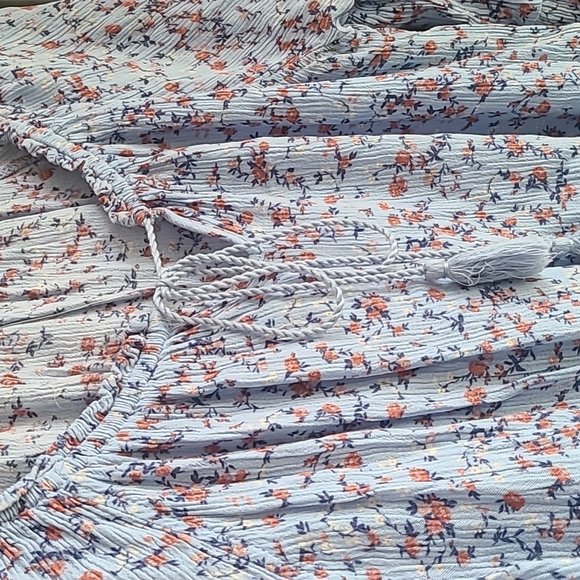 Hippie Rose | Tops | Blue Crop Pheasant Top With Ruffled Sleeves And ...